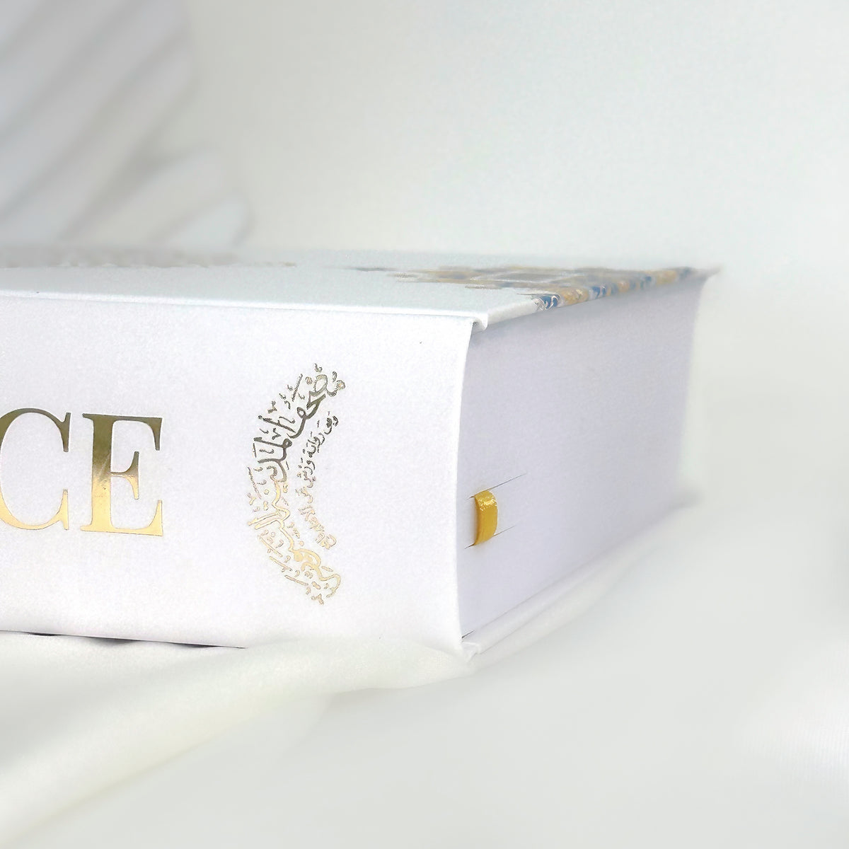 Quran Trace - International Bestseller Official Medina Uthmani Edition